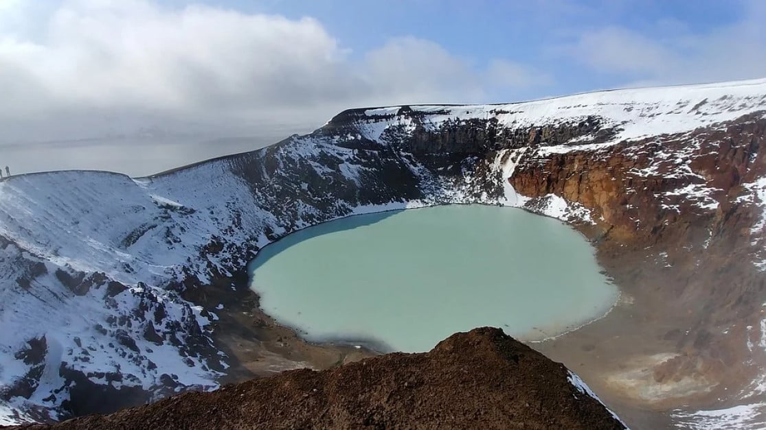 How to Travel to Askja Volcano and Crater - Welcome To Iceland ...